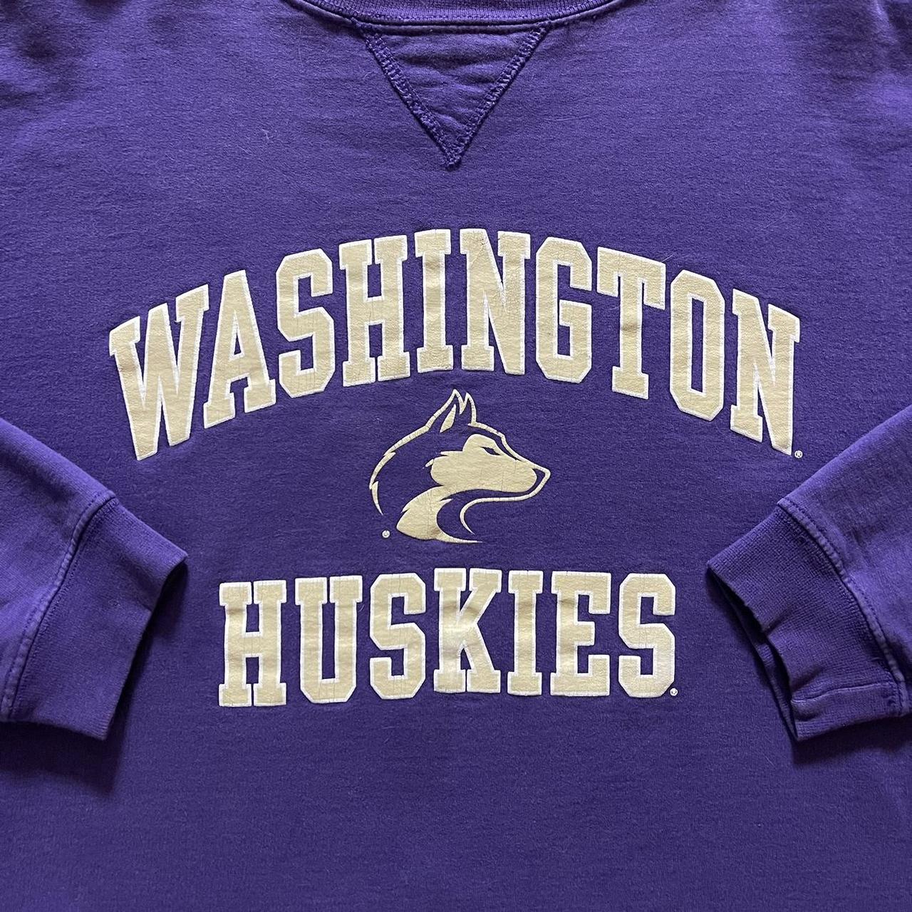 Vintage Y2K University of Washington UW Huskies... - Depop