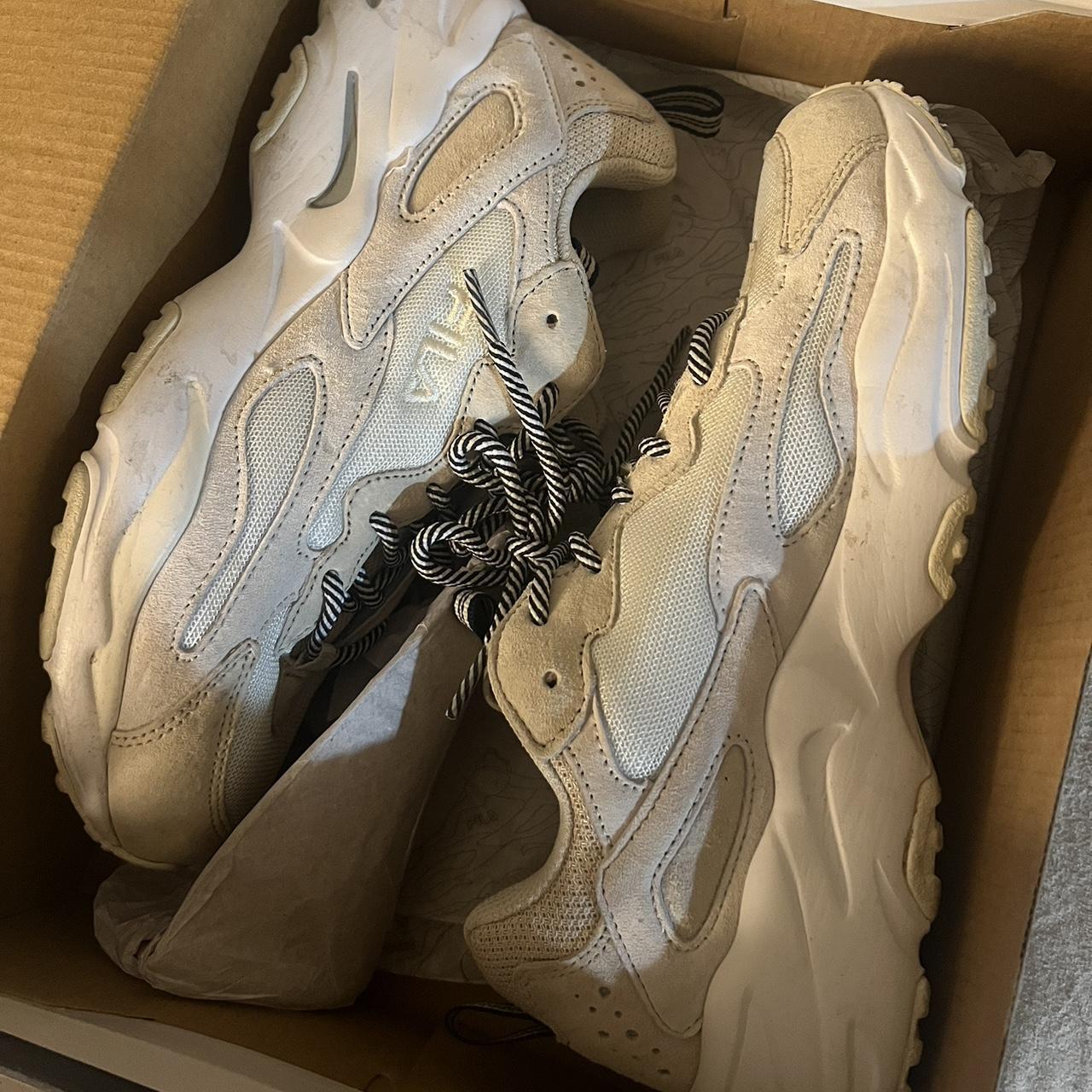 Ray Tracer Fila : Urban Outfitters Exclusive Beige... | Depop