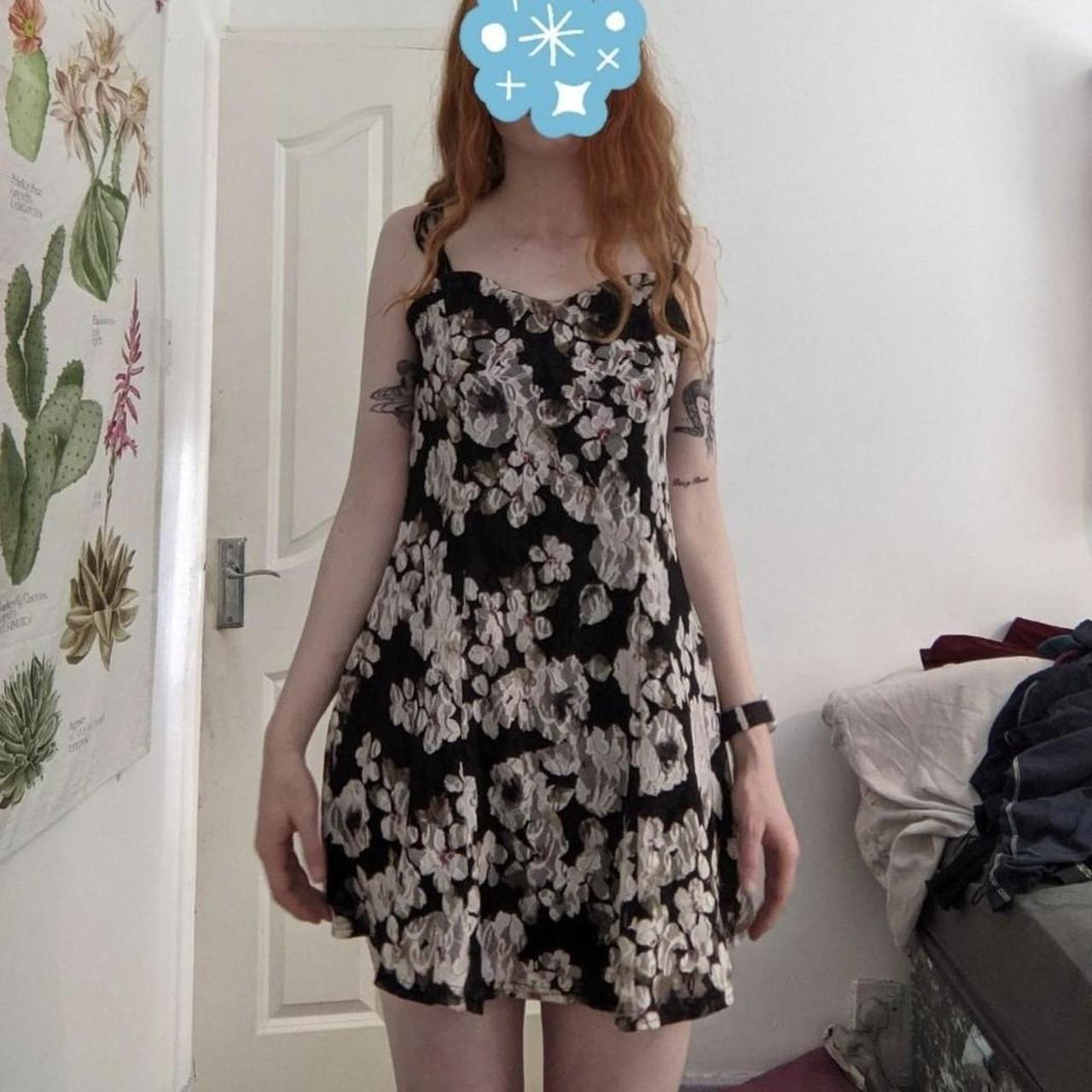 Floral Lace Mini Dress Pins&Needles / Urban... - Depop