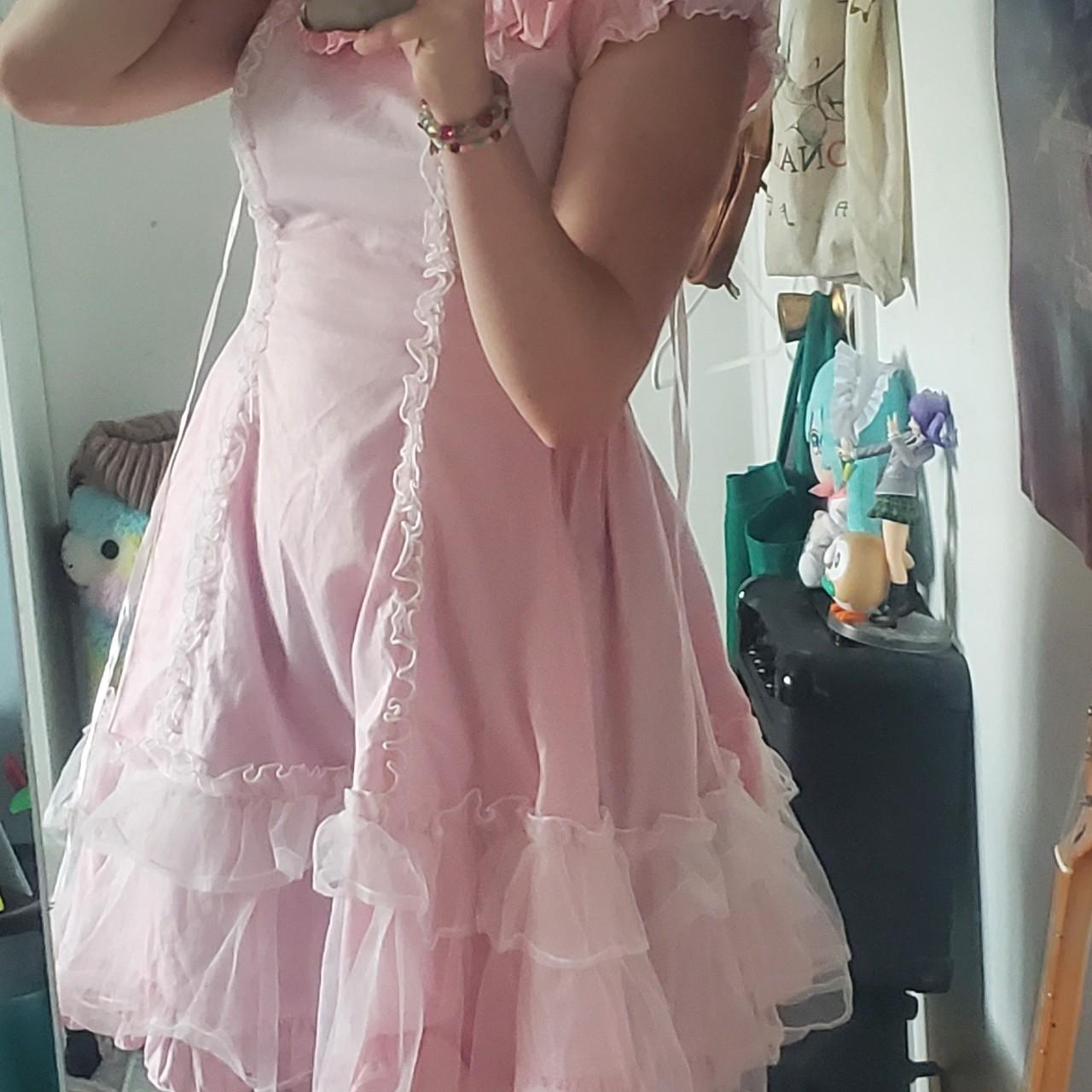 THE CUTEST RIBBON BODYLINE DRESS! Hesitant to let... - Depop