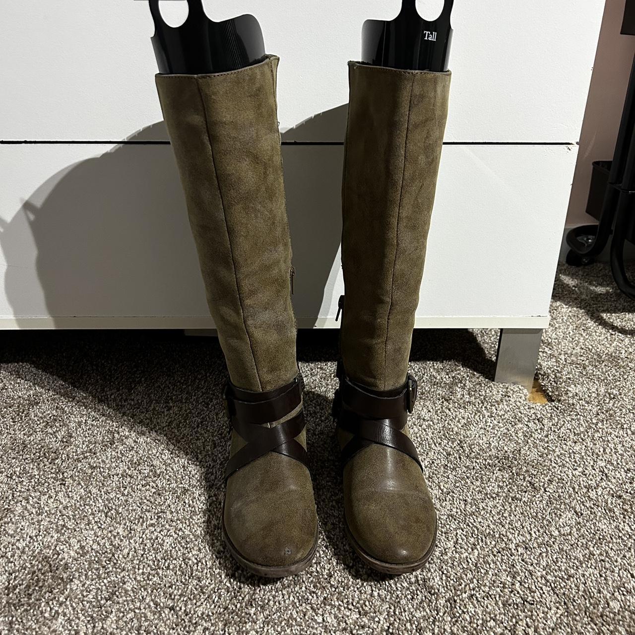 Size 6 (Fits me i’m a 7) Rampage Boots Just Below... - Depop