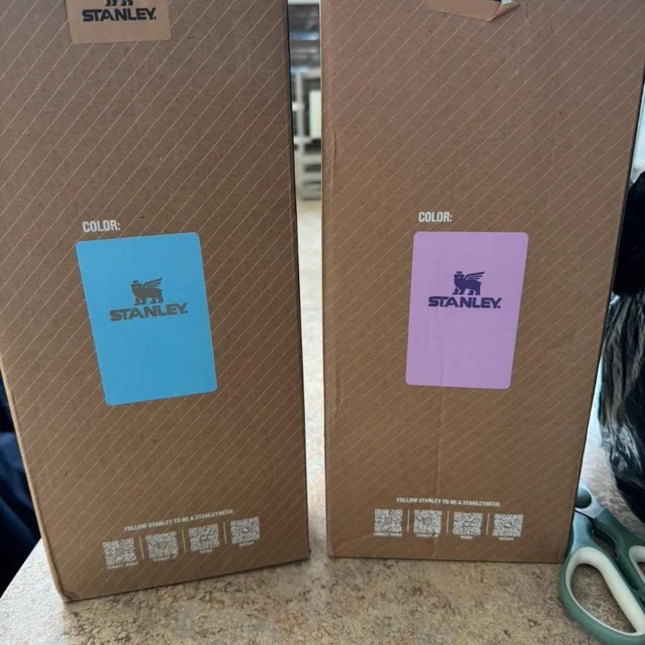 Tan Stanley Quencher 2.0 Flowstate Tumbler with... - Depop