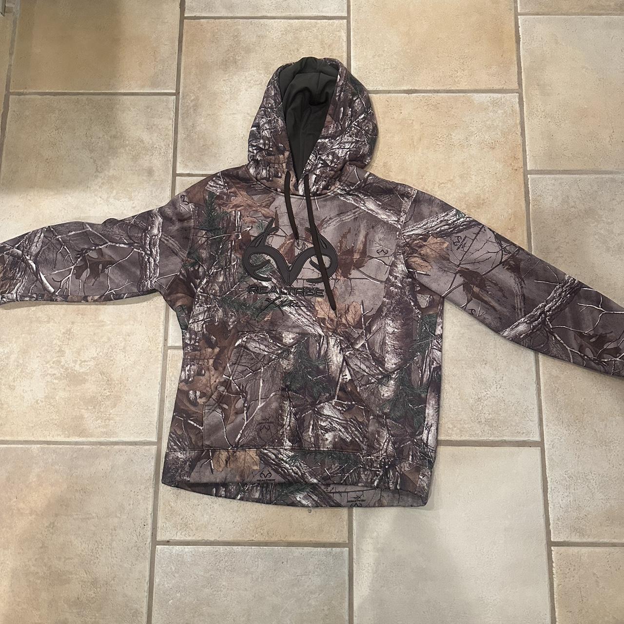Realtree hoodie in great condition #hoodie - Depop
