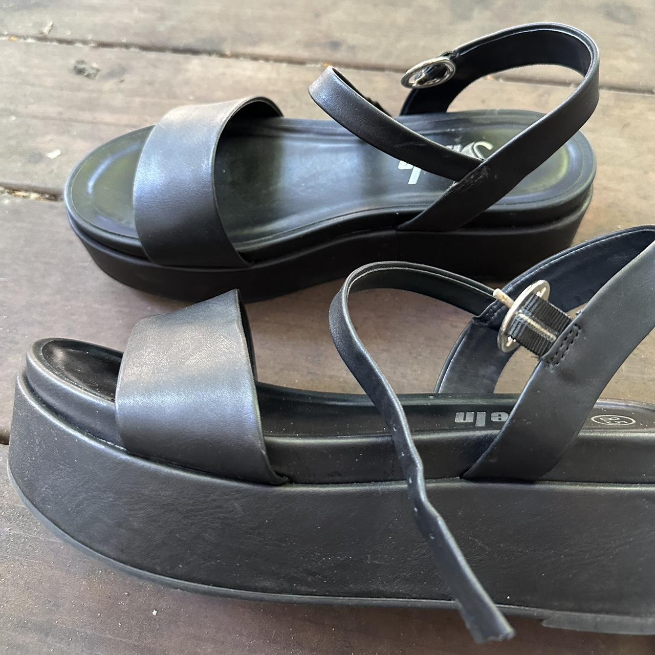 Black platform sandals #platforms #platformsandals - Depop