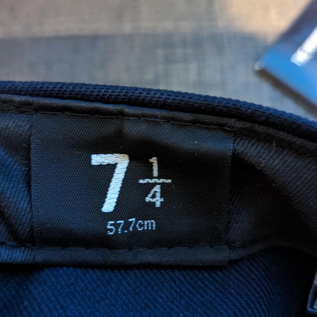 DARK BLUE ATLANTA BRAVES FITTED SIZE 7 1/4 BLACK... - Depop