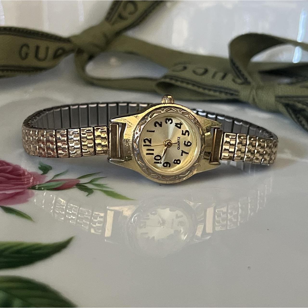 ୨୧ Vintage Gold Quartz Watch ୨୧ Accepting... - Depop