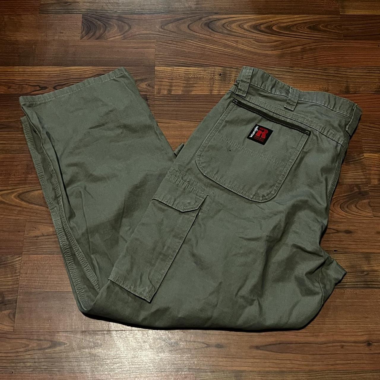 Wrangler Riggs pants Size 38x30 Great condition - Depop