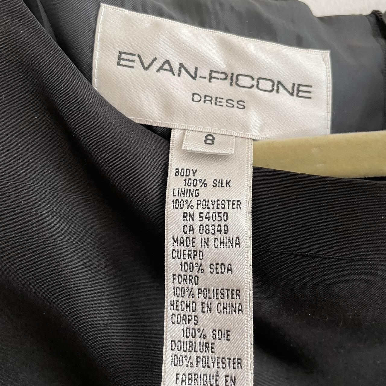 This dress is a class vintage Evan-Picone dress with... - Depop