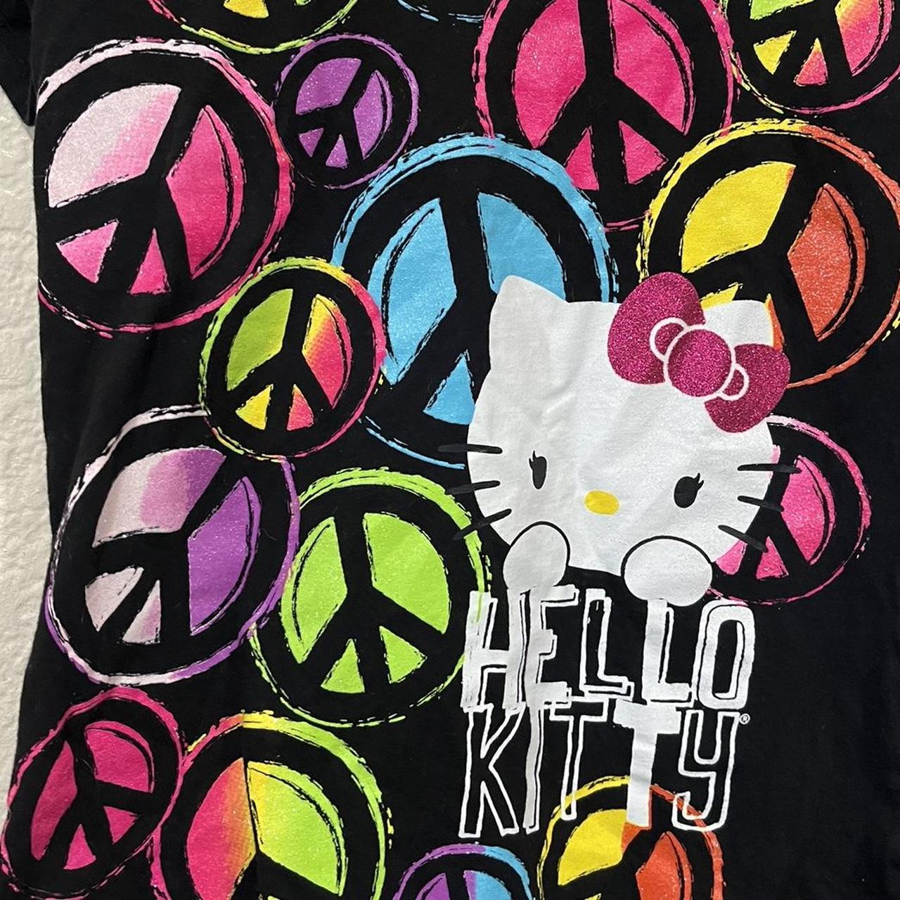 Hello kitty 2013 peace sign t shirt in good... - Depop