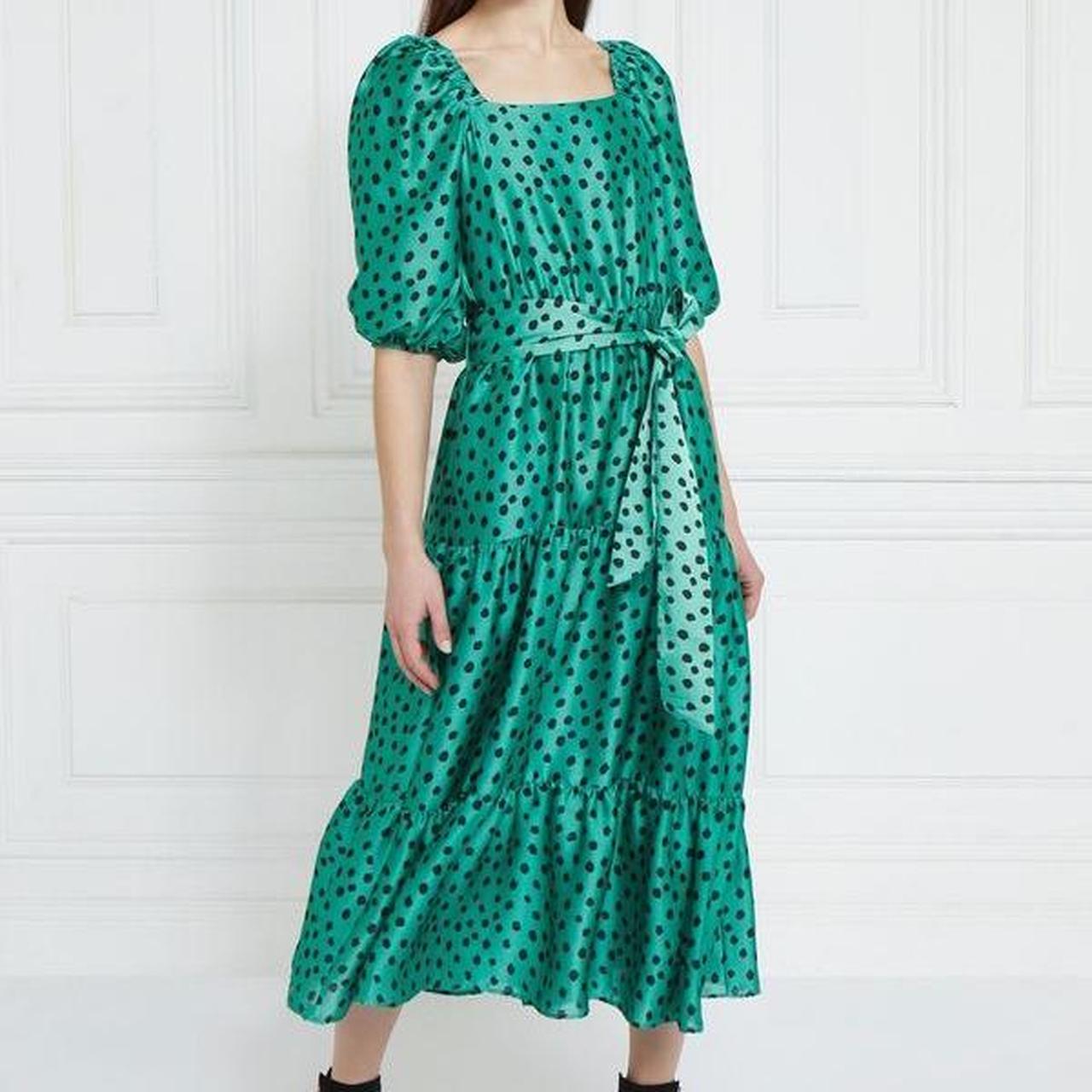 Dunnes Gallery green leopard print midi dress Belt... - Depop