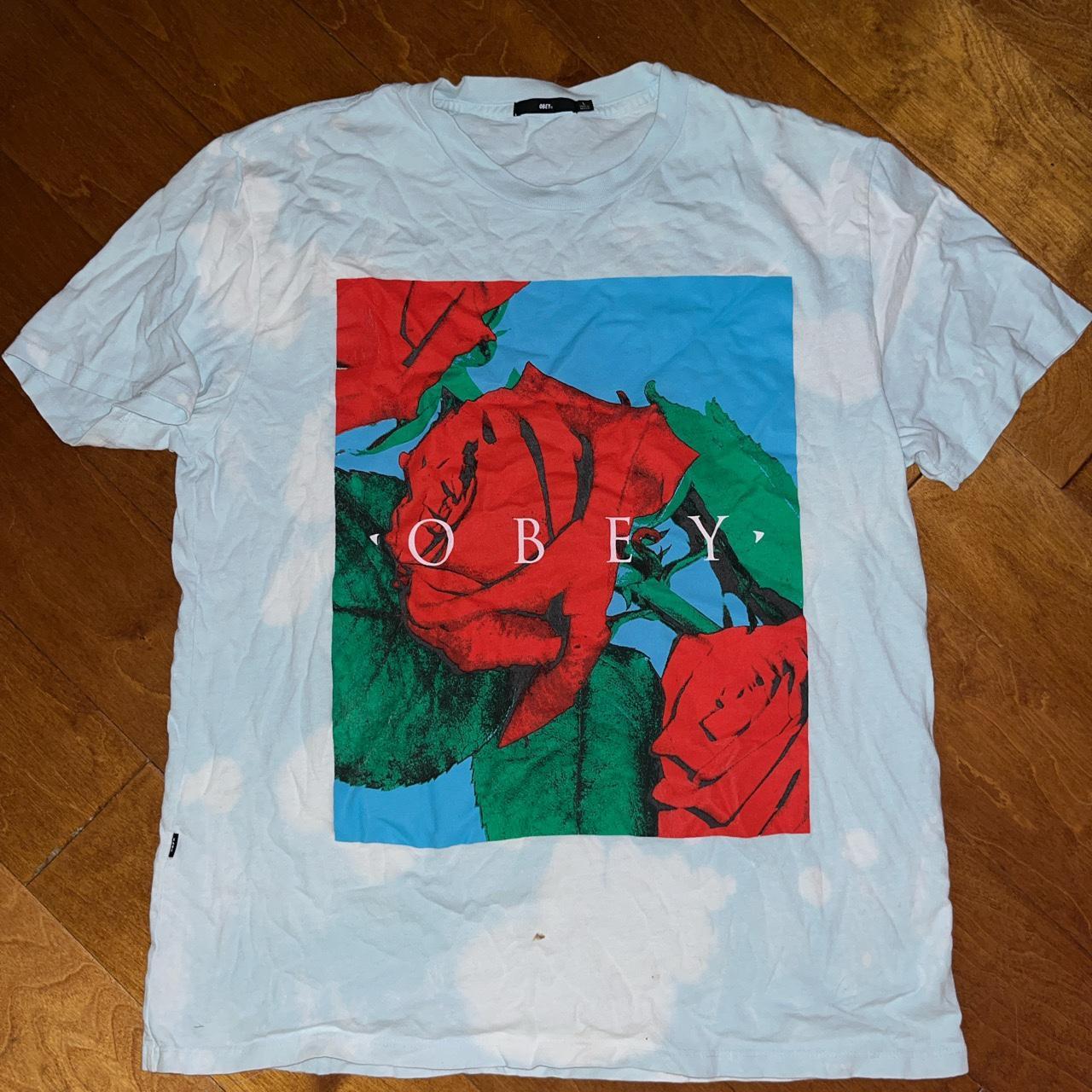 Obey tee large - Depop