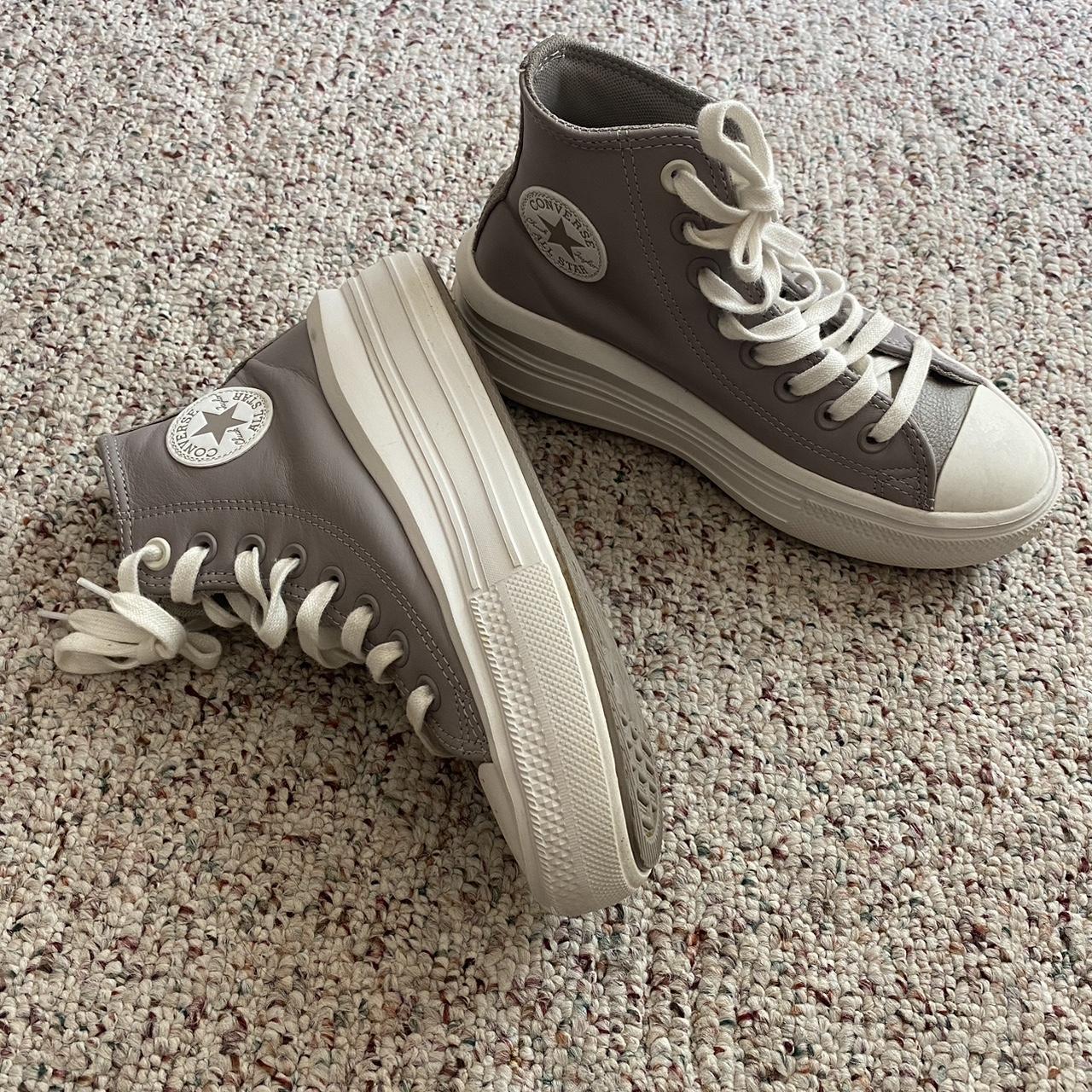 Chunky Converse, worn a couple of times but in great... - Depop