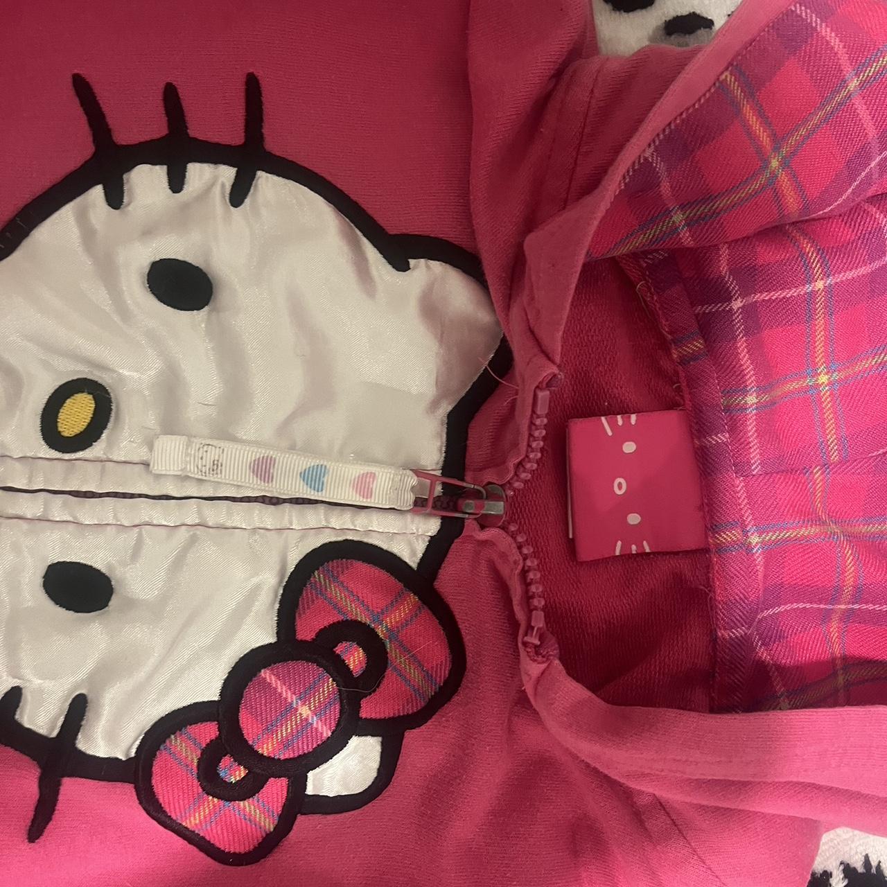 hello kitty jacket tag says large in kids i’d say xs - Depop