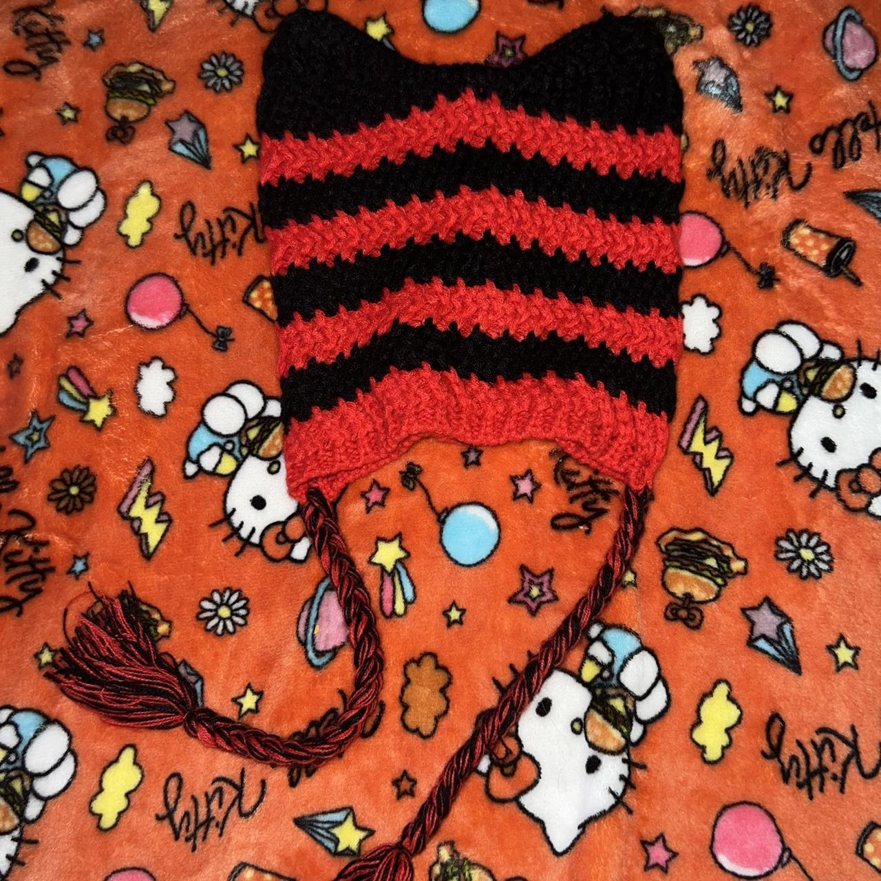 Hot topic red and black beanie, very cute but i... - Depop