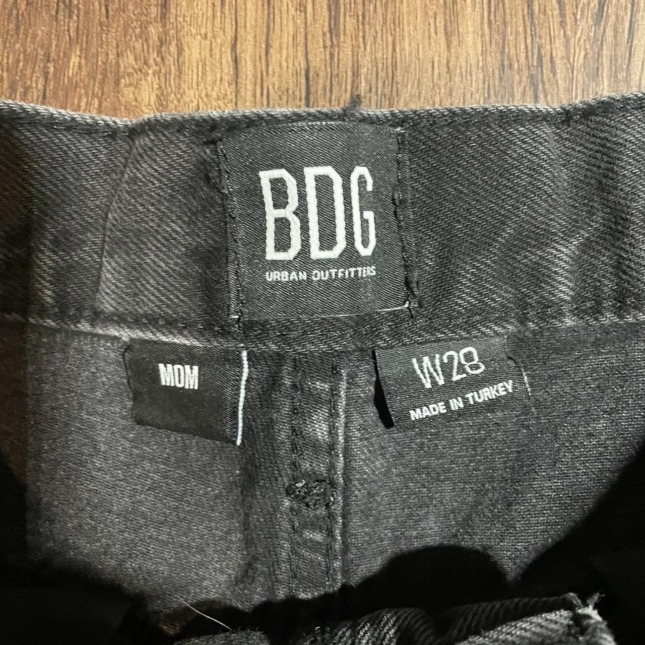 BDG Urban Outfitters mom style jean shorts size 28... - Depop