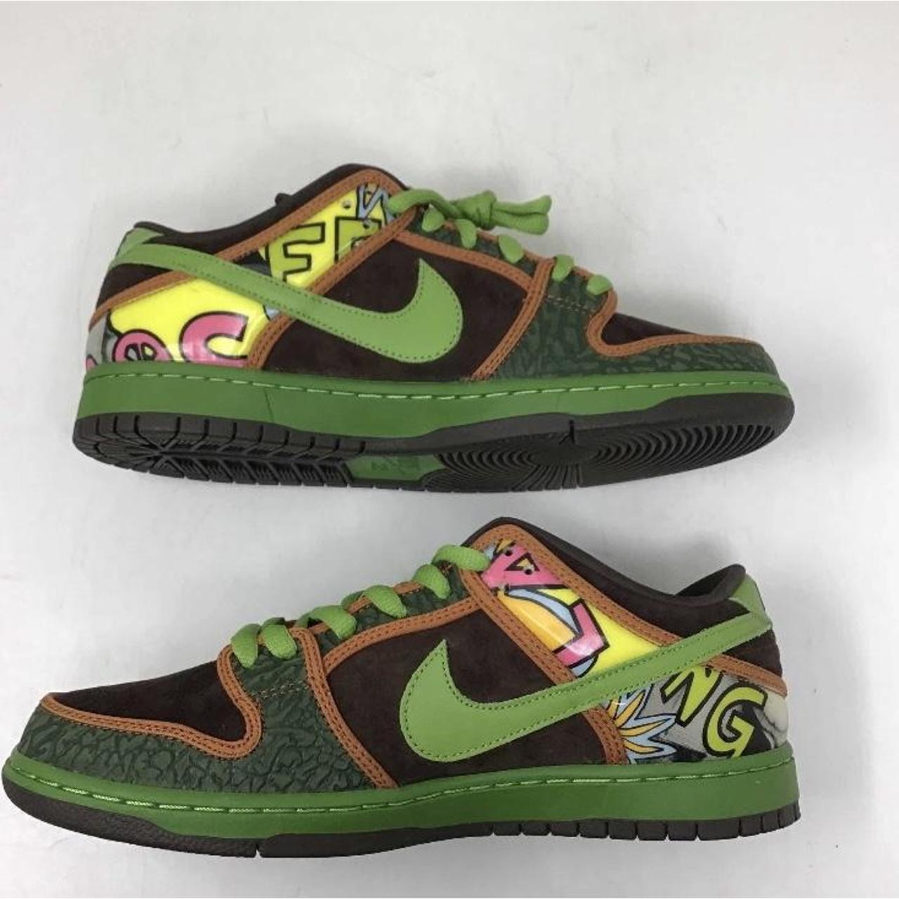 Nike sb dunk de la sol Size 9 Price not negotiable... - Depop