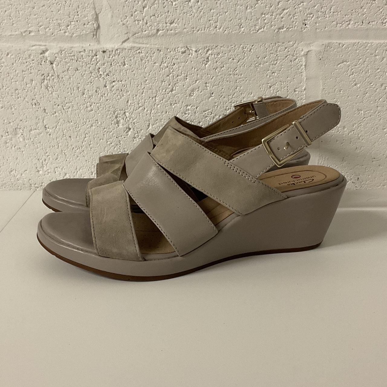 Clarks Un Plaza Go Stone Combi Leather Women's... - Depop