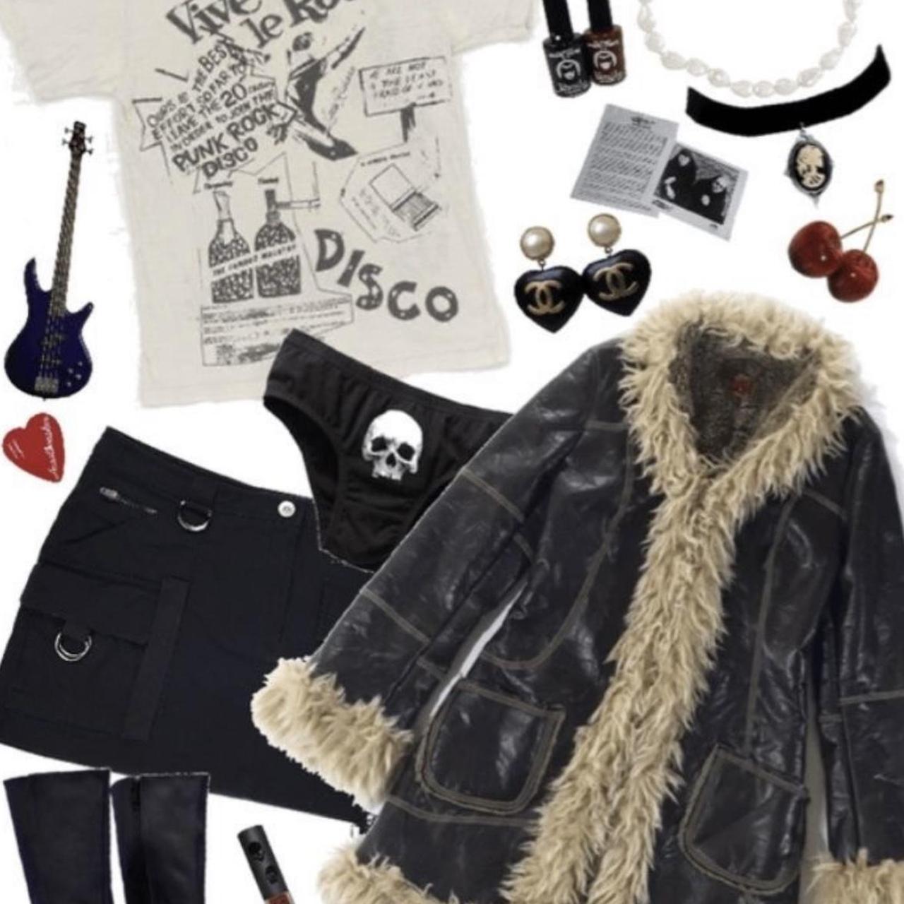 Calling all my Y2K rockstar gf Luvers 💋 Early 2000s... | Depop