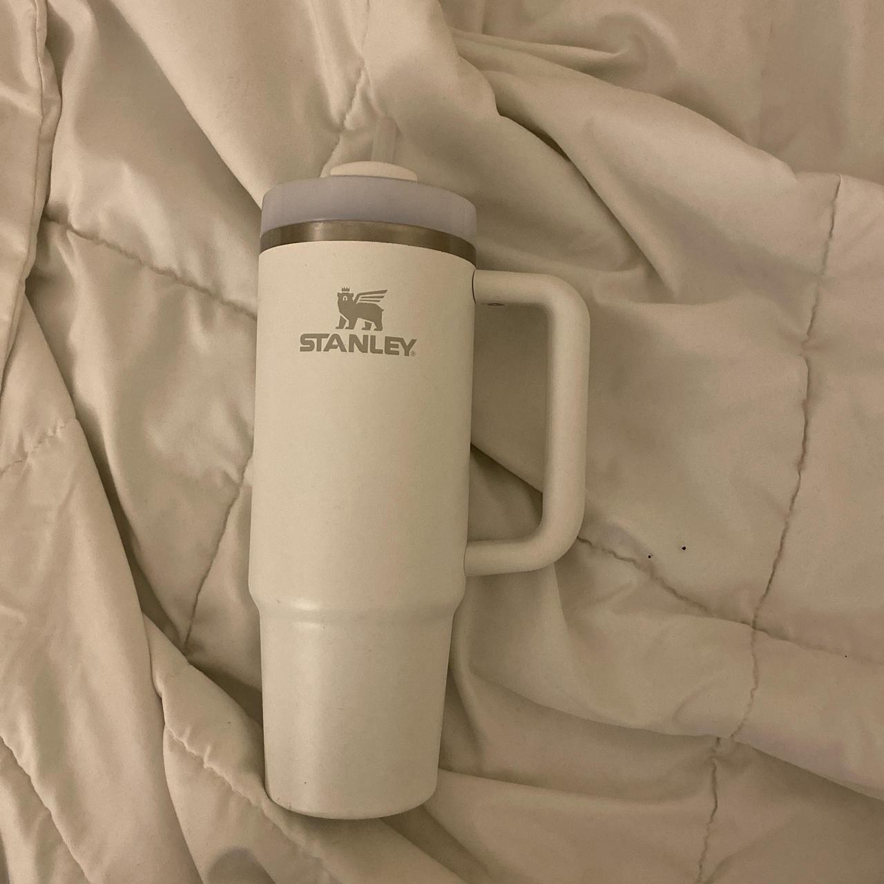 White cream frost stanley cup tumbler 30oz like new... - Depop