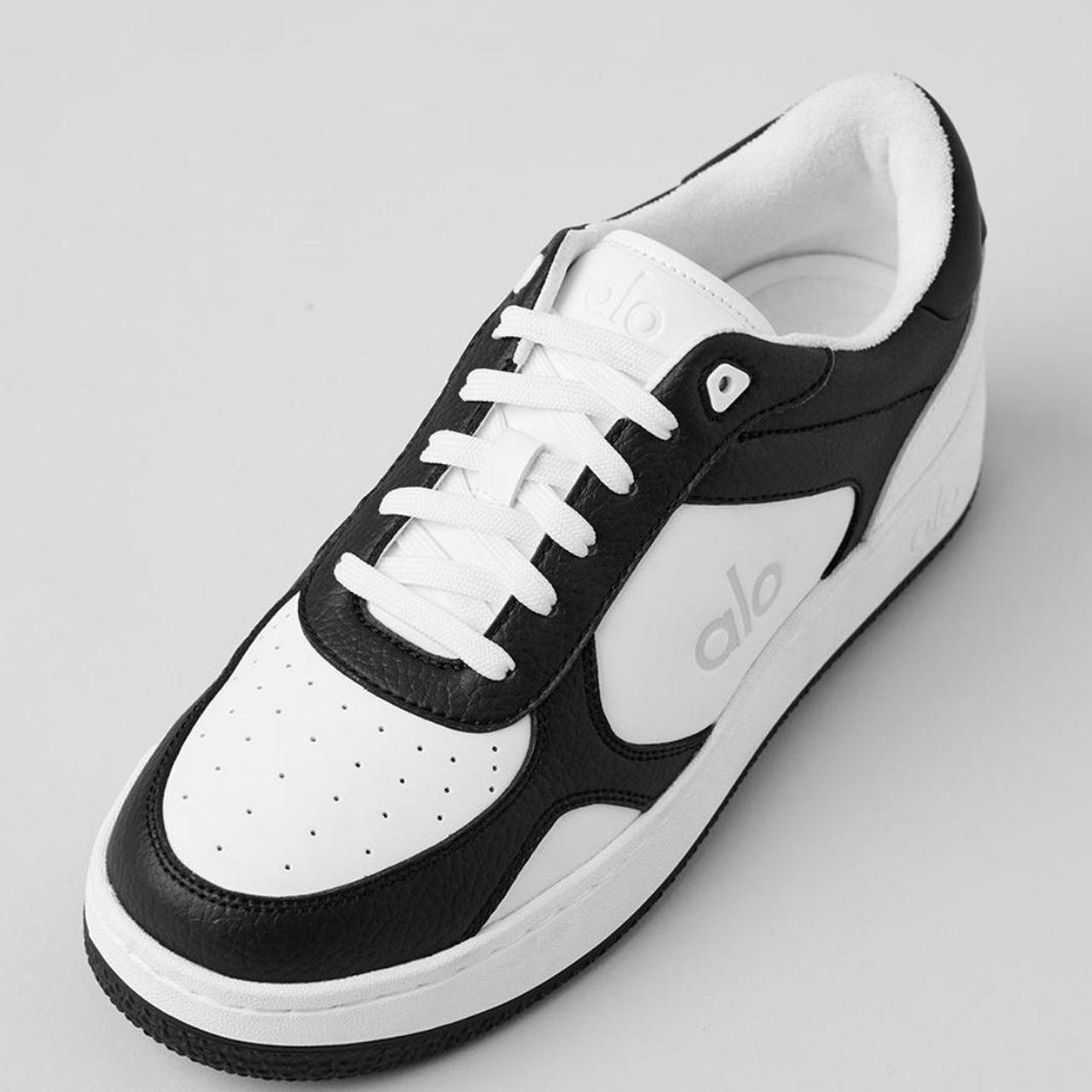 Alo x 01 Classic Black/White. Brand new‼️ Size 5.5M/7W - Depop