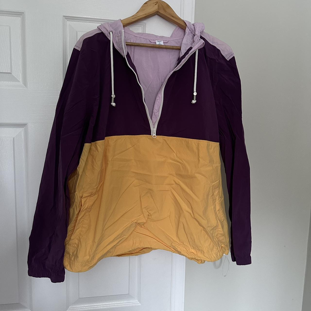 Old navy wind breaker worn once - Depop