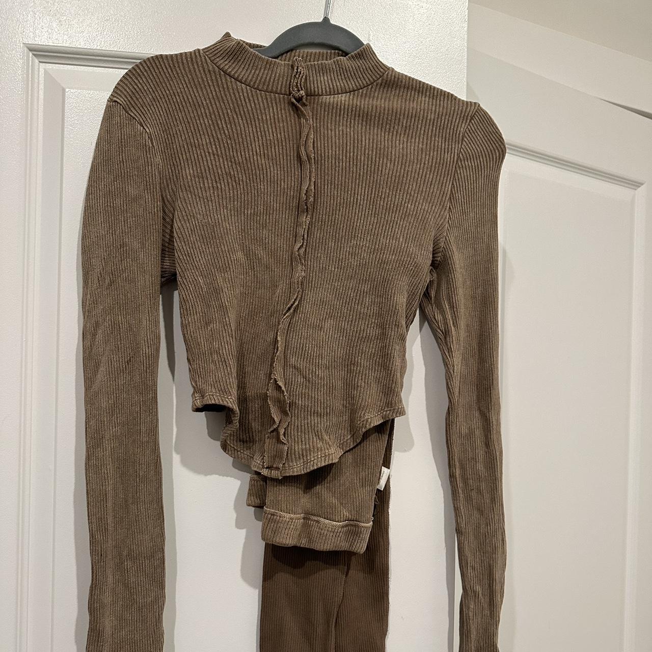 Fashion nova leggings set worn once - Depop