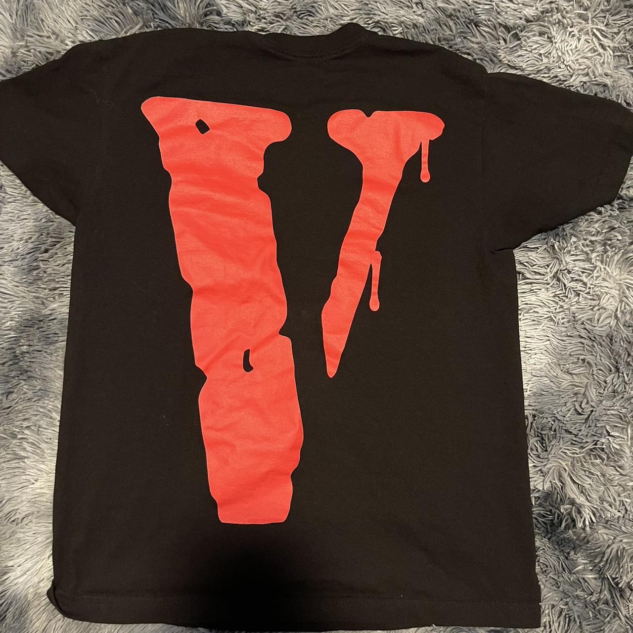 Vlone Men's Black and Red T-shirt | Depop