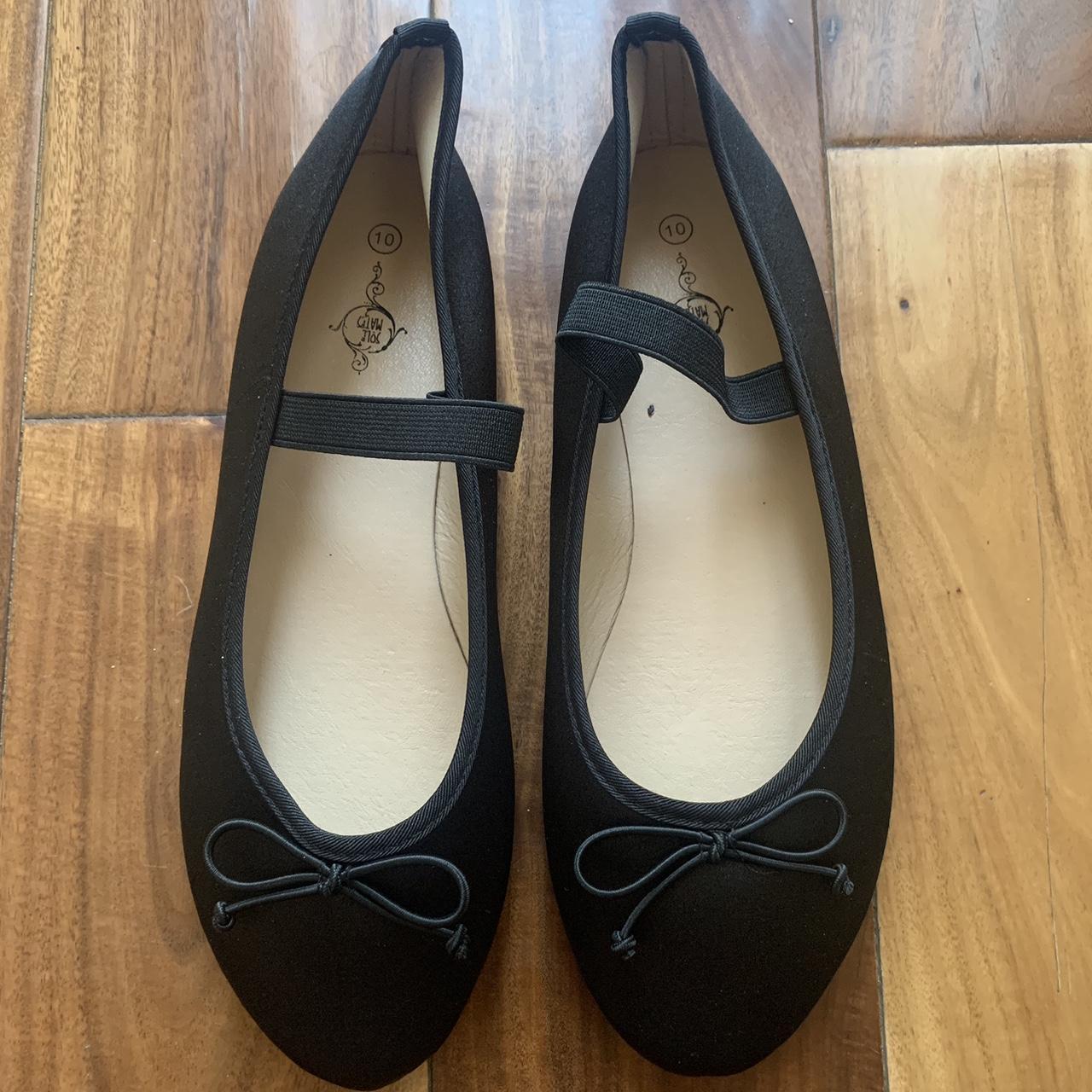 black ballet flats with strap and bow! - Depop