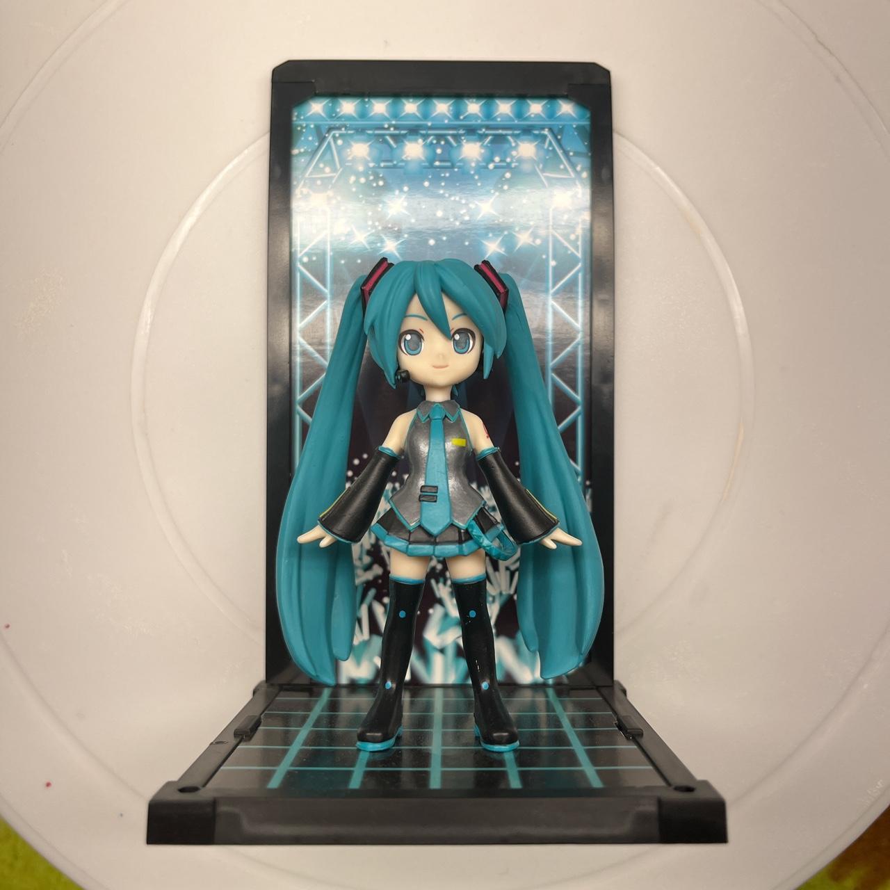 Hatsune Miku mini figure -Figure in great condition... - Depop