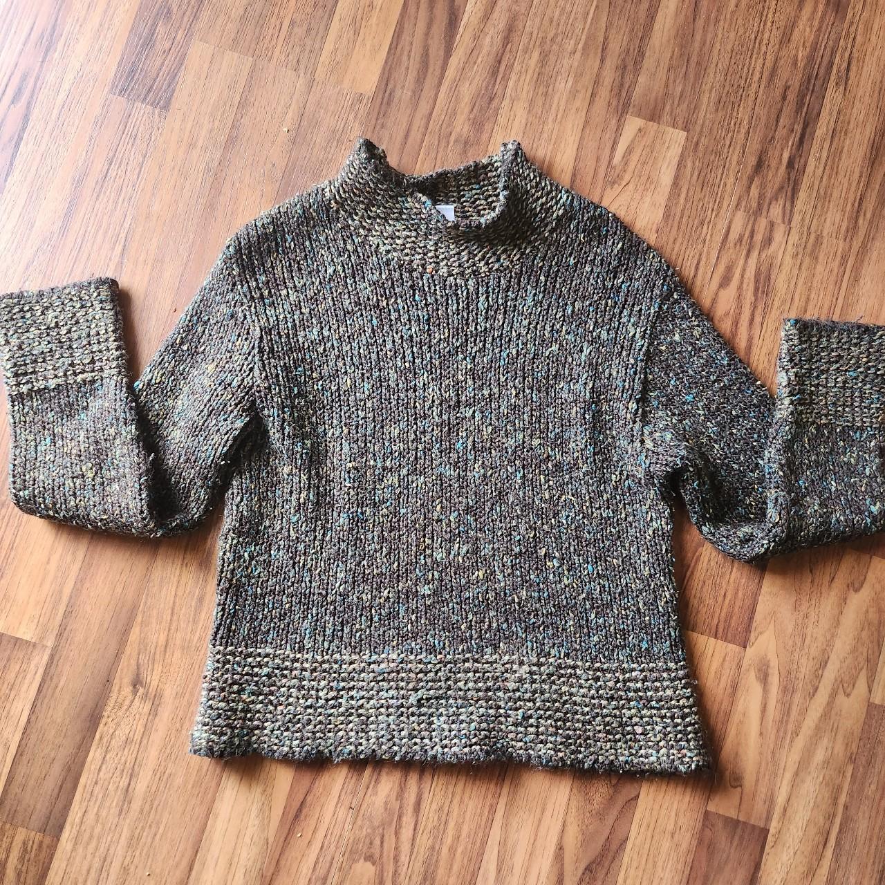 Earthy sweater s/m. Love this but wish it was bigger. - Depop