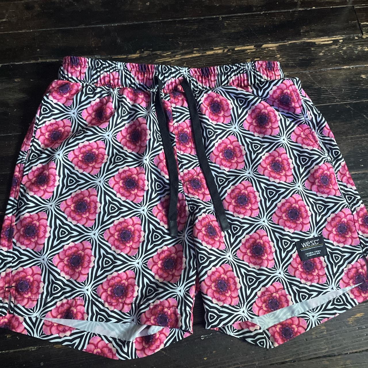Wesc Shorts Pattern #summer #shorts #basketball - Depop