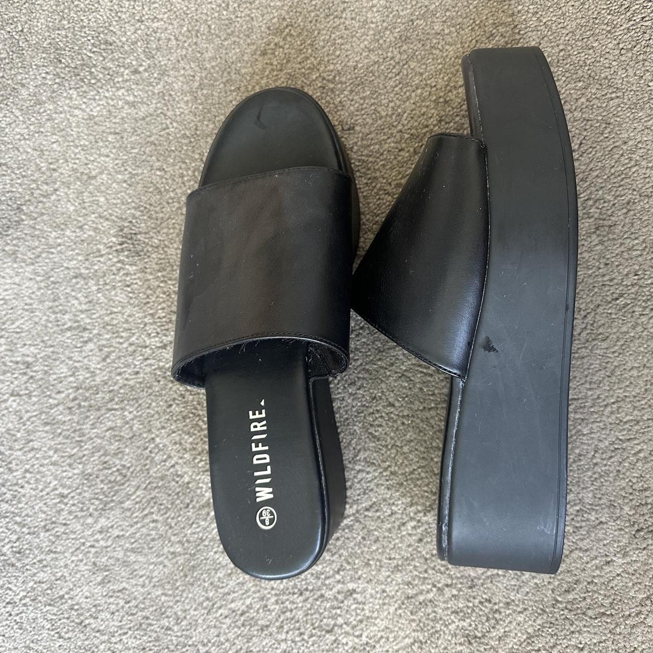 Wildfire platform sandles - Depop