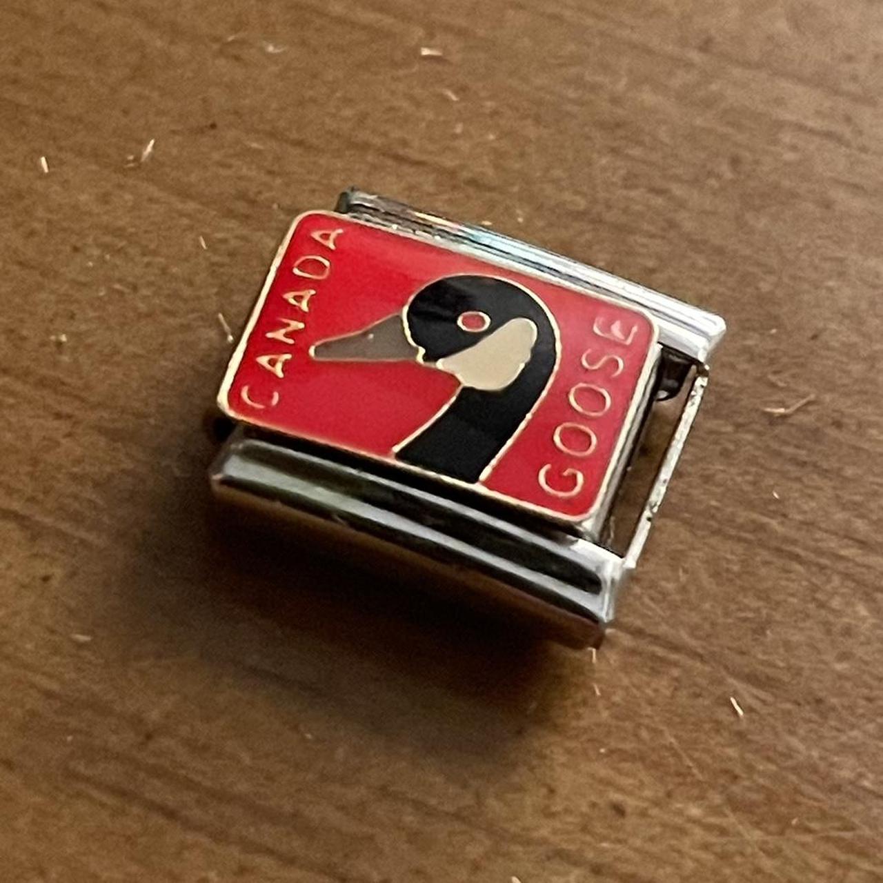 #1989 Canada Goose charm 🪿 🇨🇦 $3.50 shipping, FREE... - Depop