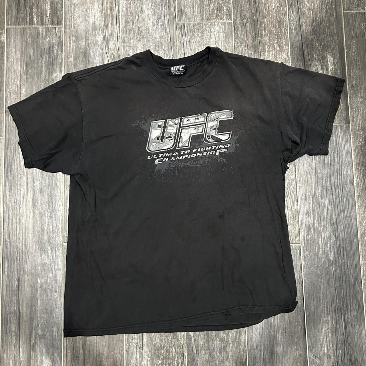 y2k thrashed ufc t rip in the pit fits like large - Depop