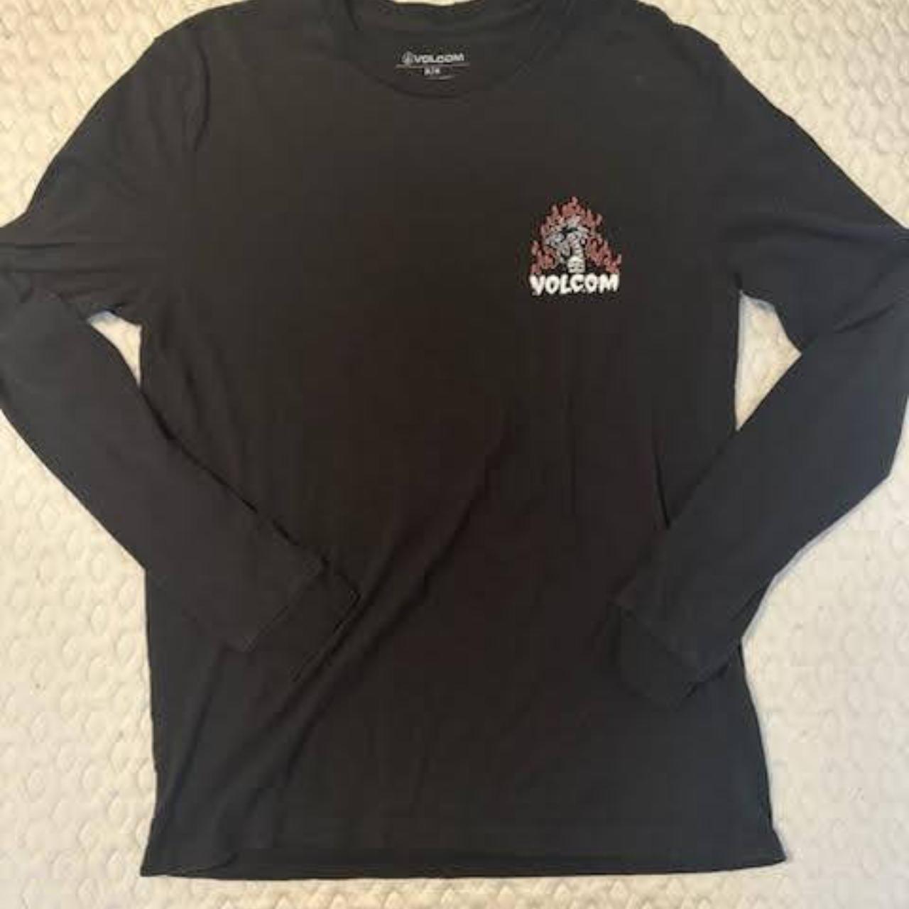 Long sleve Volcom shirt Mens M #volcom #longsleeve... - Depop