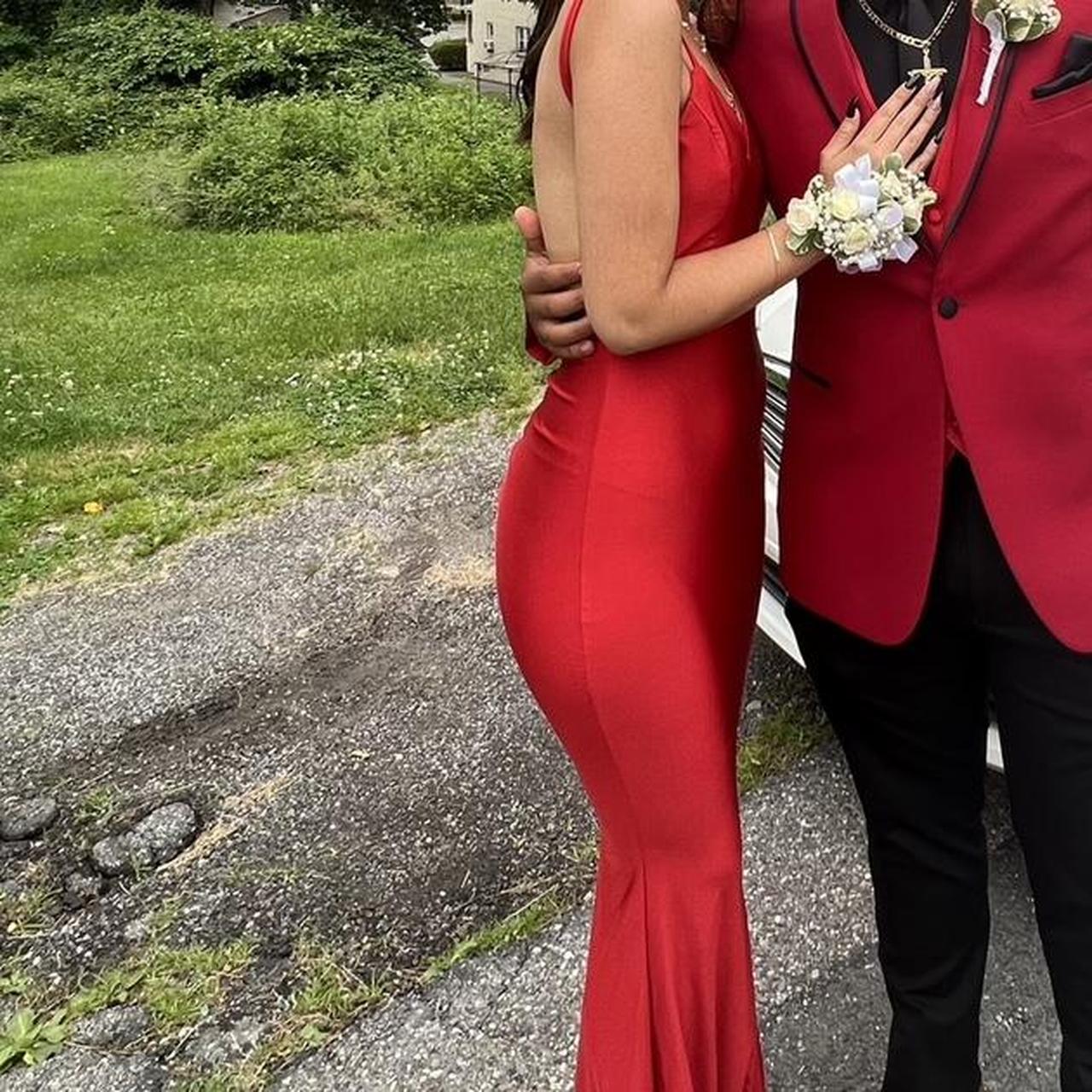 Cute red dress, perfect for proms and weddings.... - Depop