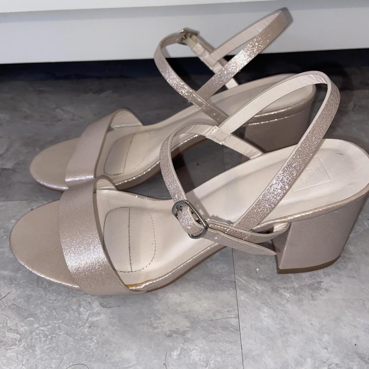 Women's Pink and Cream Courts | Depop