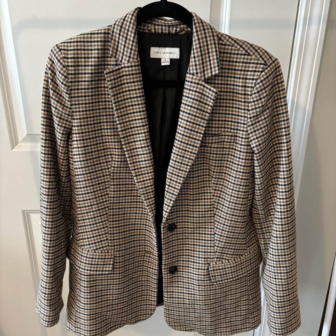 Women’s Free Assembly Blazer Size Small - Depop