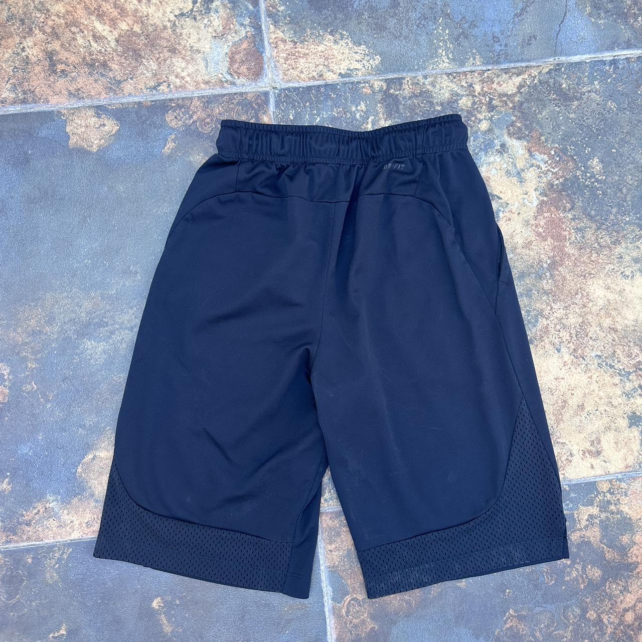 Nike Shorts No Flaws Size Large Depop