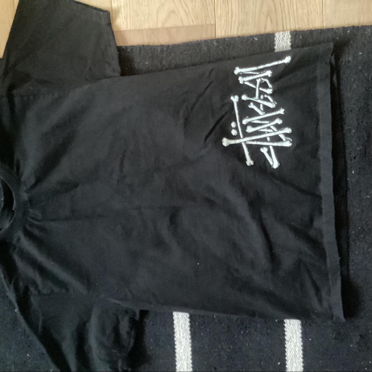Stüssy bone tee shirt. Perfect condition barley... - Depop