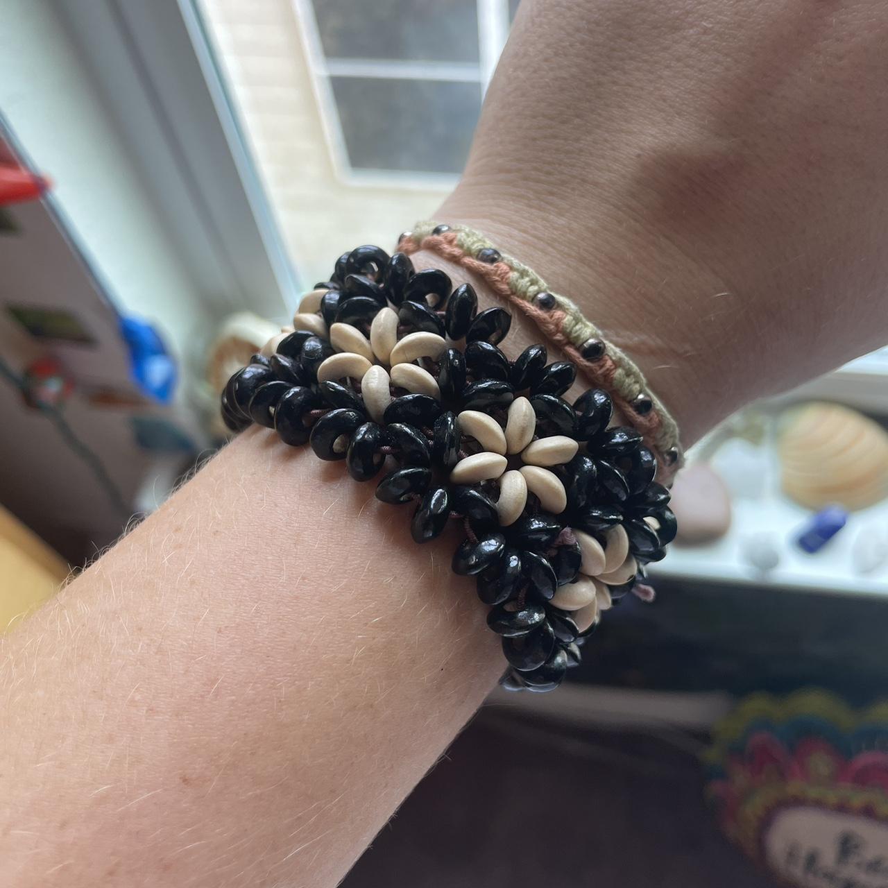 Beaded Hawaiian bracelet • comfortable and stretchy... - Depop