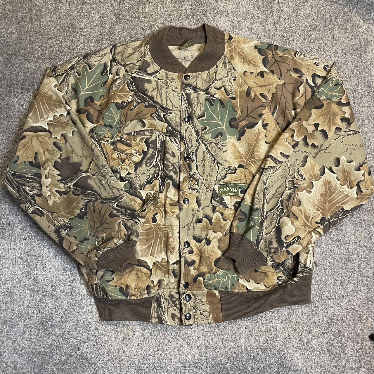 Vintage RealTree camo bomber jacket Tagged size XL... - Depop