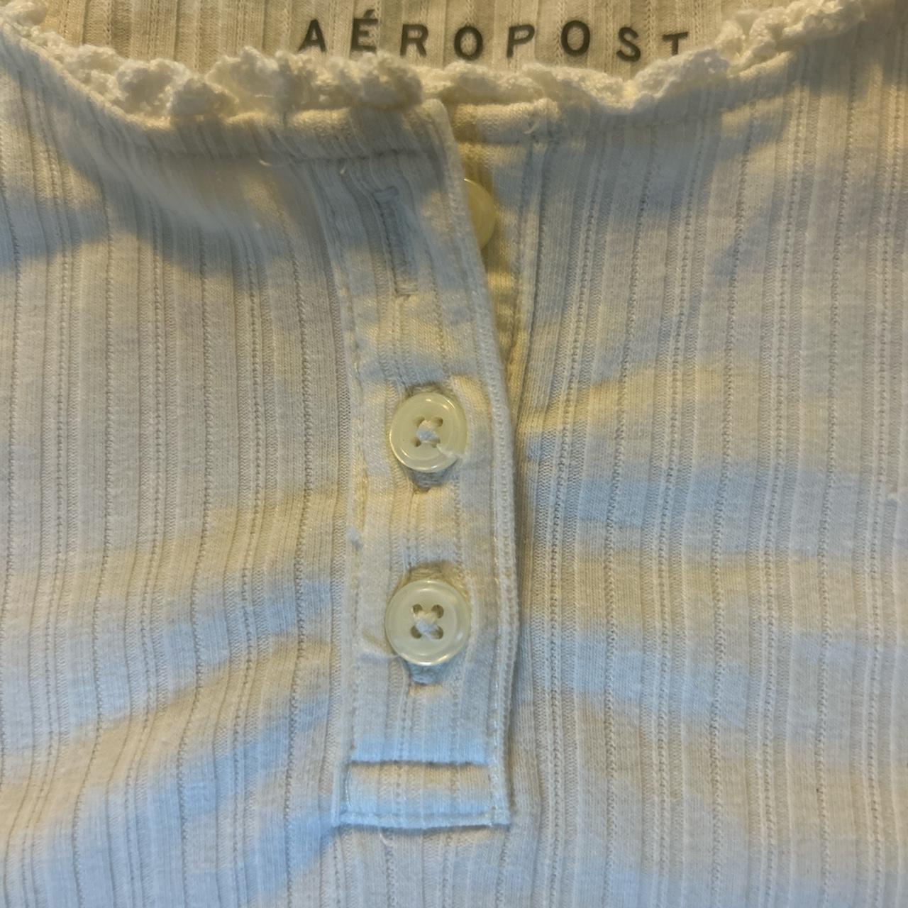 white 3 button tank top/crop top /brand new never... - Depop