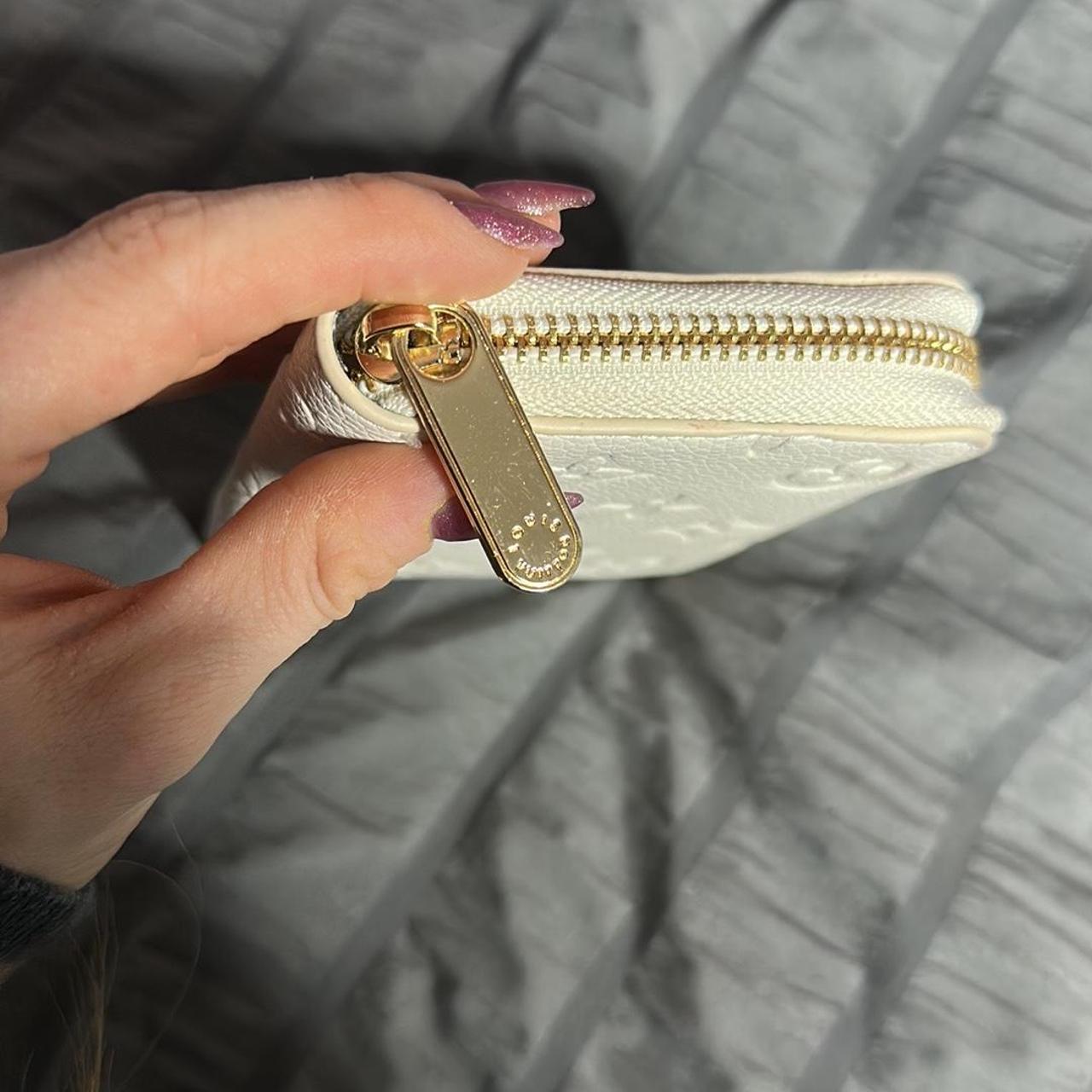 Louis Vuitton Women's White and Gold Wallet-purses | Depop