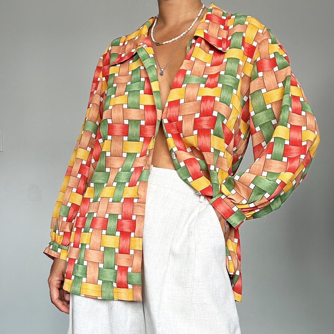 Bright fun vintage button up shirt - Depop