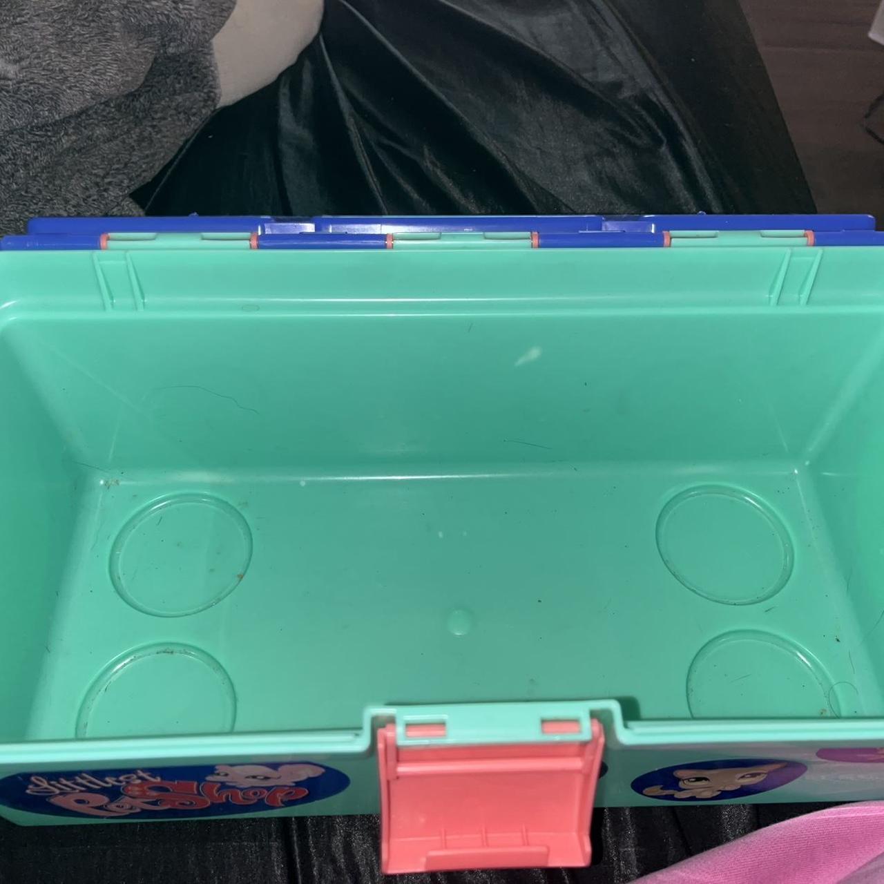 LPS TACKLE BOX CARRIER MISSING TOP PART AND LITTLE... | Depop