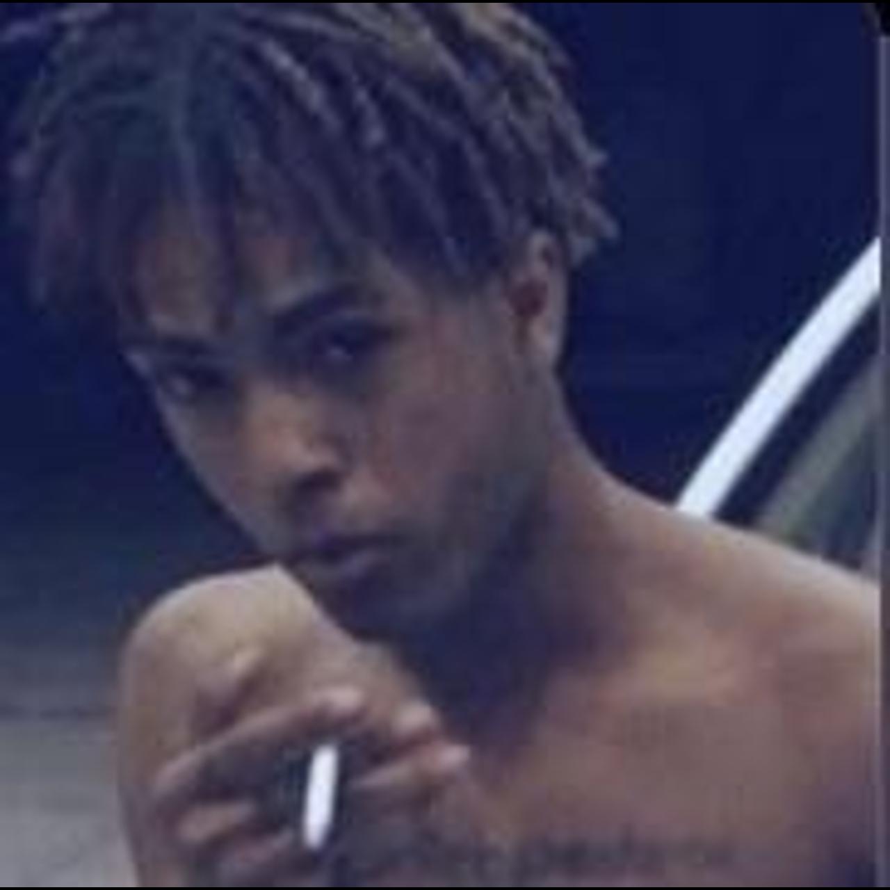 RIP GREATEST RAPPER EVER XXXTENTACION. 5 years June... - Depop