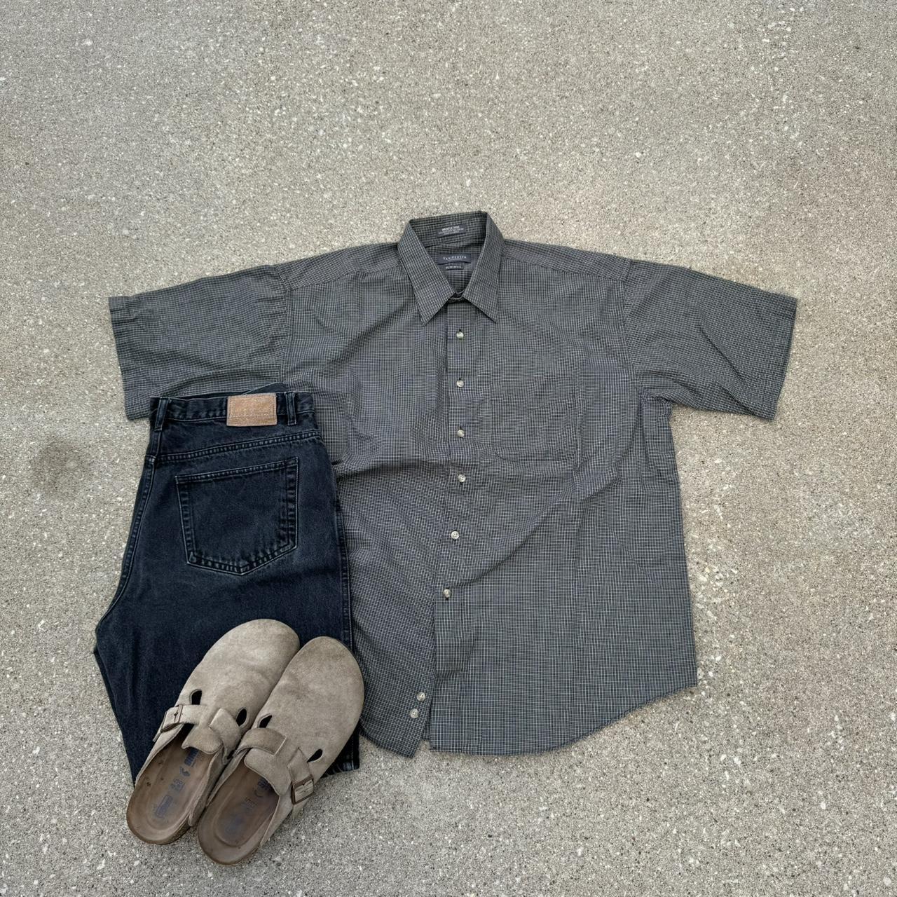 Vintage cropped button down shirt Essential this... - Depop