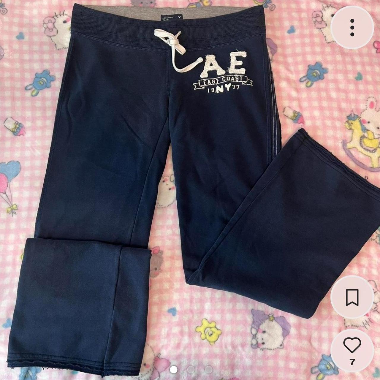 comfortable low rise sweats - Depop