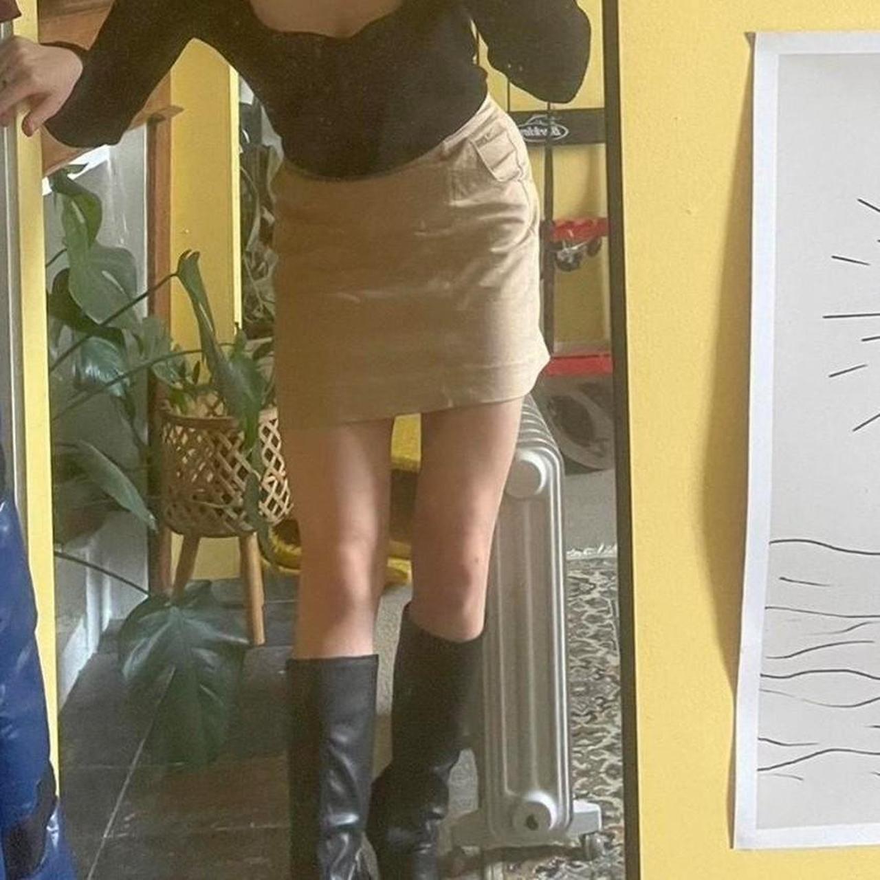 RM williams beige skirt Very soft and... - Depop